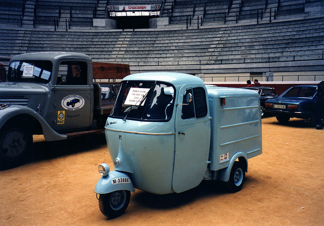 K.J. JOHNSON | Bayfield, Ontario, Canada | Piaggio Apes - P501 - P601